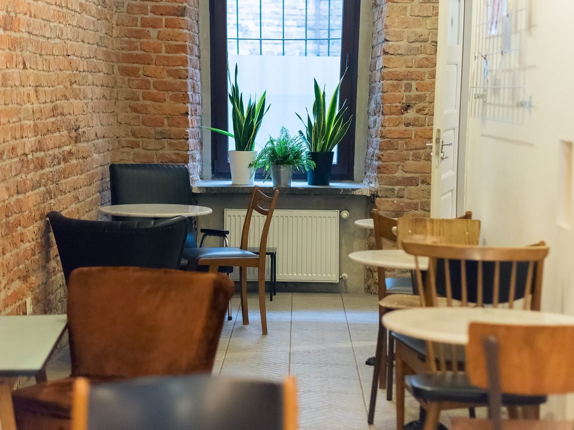 JAVA Coffee Showroom & Cafe - Mona Visuri